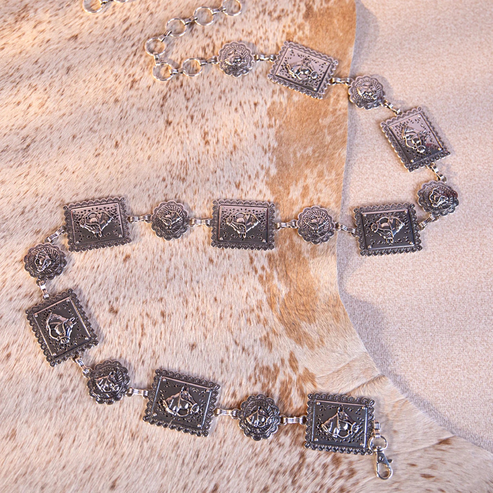 WGB-1007SL Wrangler Ladies Concho Chain Link Belt – El Rodeo Western Wear